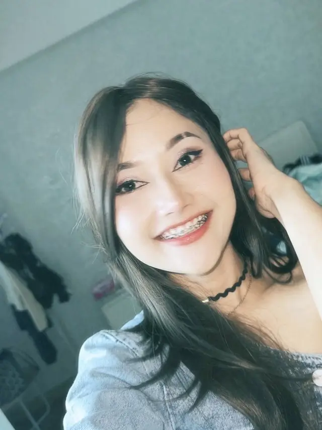 Pesona Riyuka Bunga dengan Riasan, Dipuji Kian Cantik dan Hidungnya ...