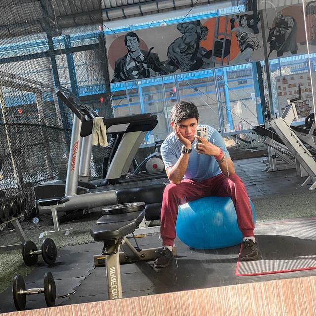 Masih Ingat Dash Uciha ‘Merindukanmu’, Ini 7 Potretnya yang Makin Rajin ...