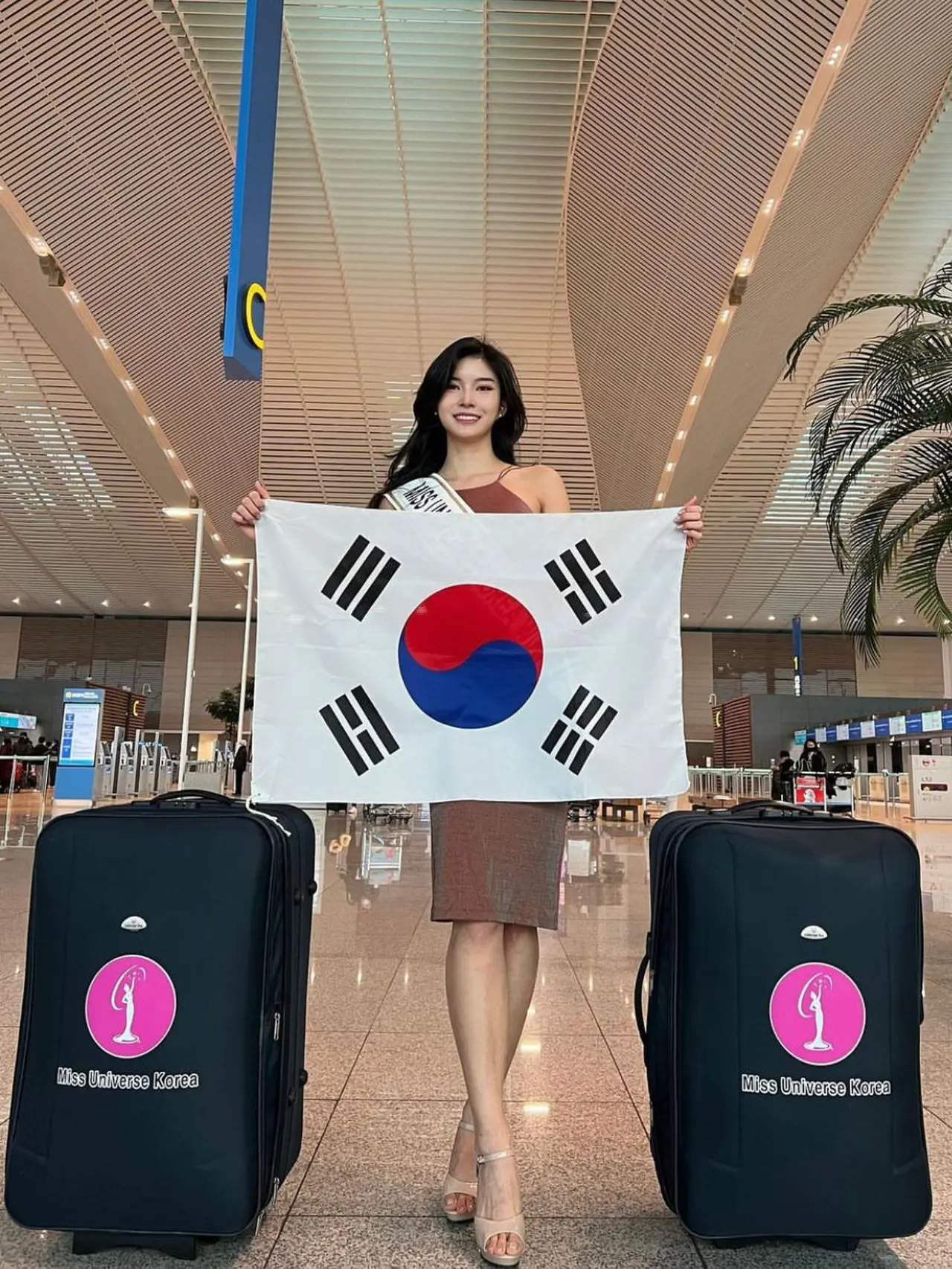 Idaman Banget, Cantiknya Miss Universe Korea 2023 Kim So Yun - Citizen6 ...