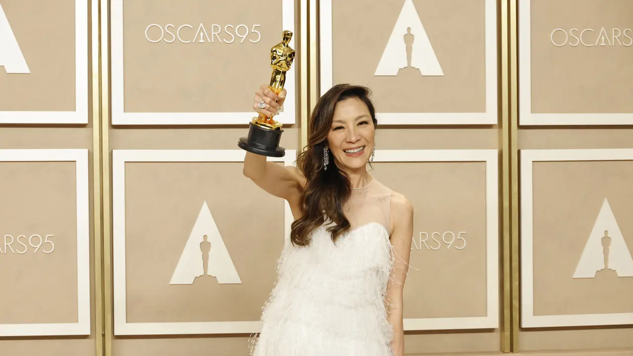 Karier Panjang Michelle Yeoh yang Berhasil Memesona Dunia Lewat Aktingnya, Selalu Tunjukkan ...