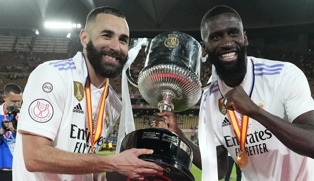 Foto: Sembilan Tahun Berlalu, Don Carlo Kembali Bawa Real Madrid Juara ...