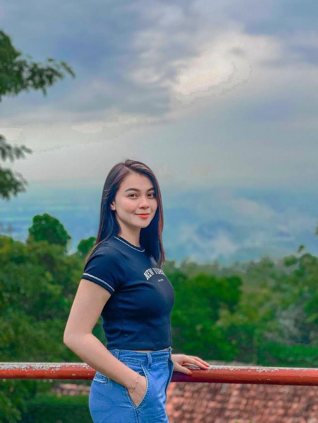 6 Potret Dyah Novia, Peserta Bintang Pantura yang Curi Perhatian - Surabaya Liputan6.com