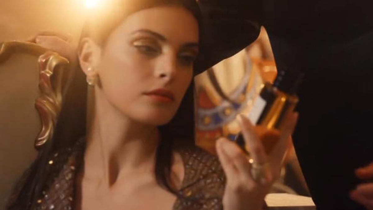 Sosok May Tager, Model Asal Israel yang Disebut Gantikan Bella Hadid ...