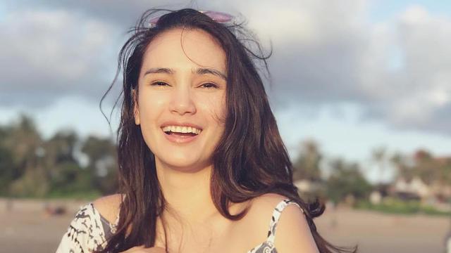 Kejutan Ultah Feby Febiola Bikin Terharu - ShowBiz Liputan6.com