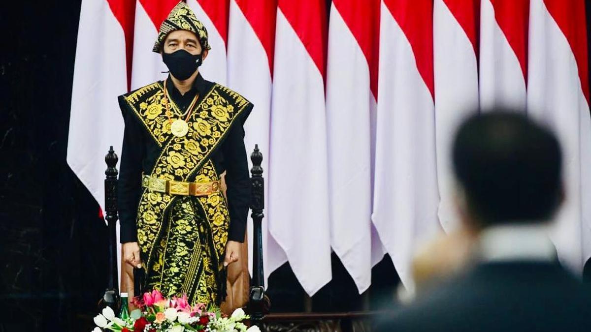 Menengok Empat Baju Adat Ntt Yang Dikenakan Jokowi Mana Favorit Kamu