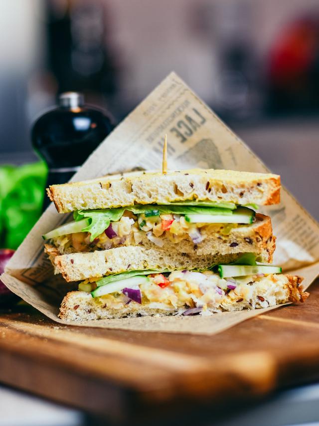 5 Resep Sandwich Telur yang Cocok untuk Bekal Anak - Food Fimela.com