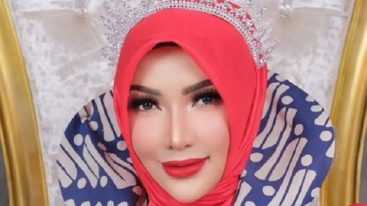 Roro Fitria Melahirkan Bayi Laki-Laki - ShowBiz Liputan6.com