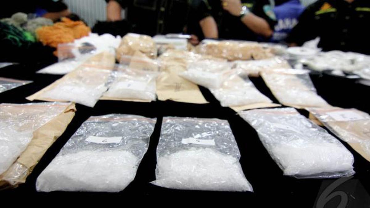 Simpan Sabu di Bungkus Rokok, Pengedar dari Kampung Ambon Dibekuk - News Liputan6.com