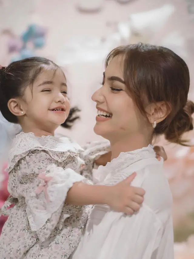 Foto-foto Jema Anak Syafira Haddad Merayakan Ulang Tahunnya yang ke-2 ...