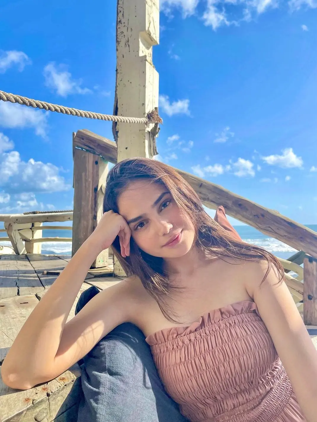 FOTO: Deretan Pesona Syifa Hadju yang Masuk Nominasi 100 Perempuan ...