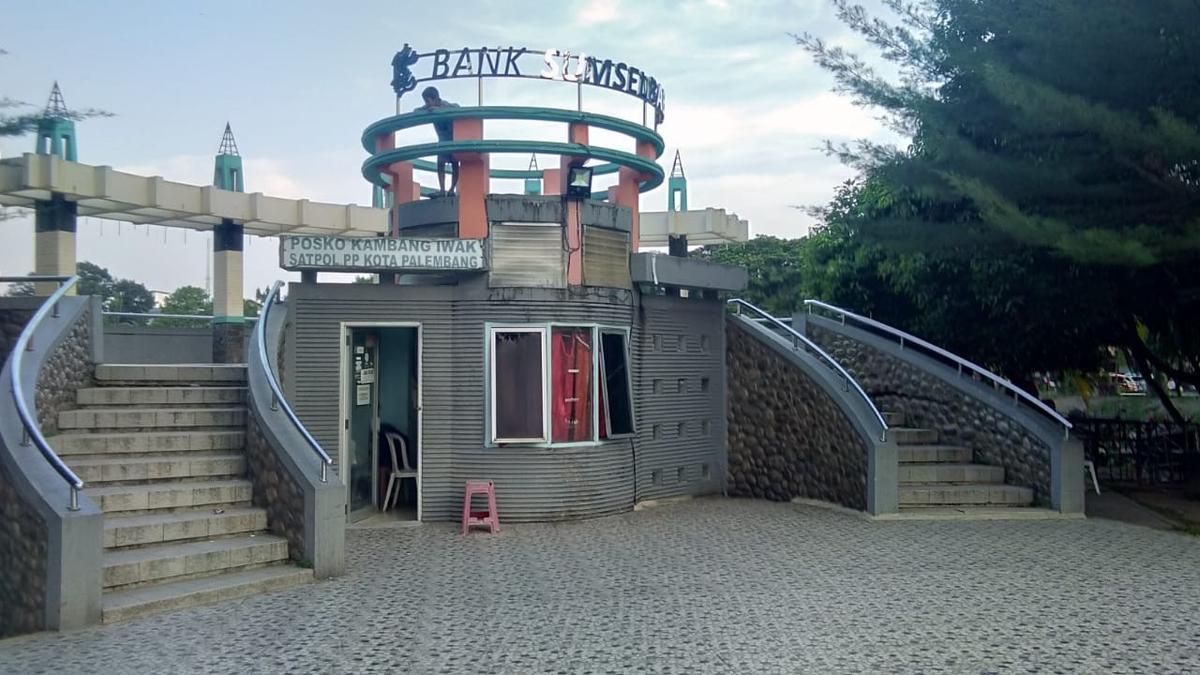 Taman Kambang Iwak, Taman Kota Peninggalan Kolonial Belanda di Palembang - Regional Liputan6.com