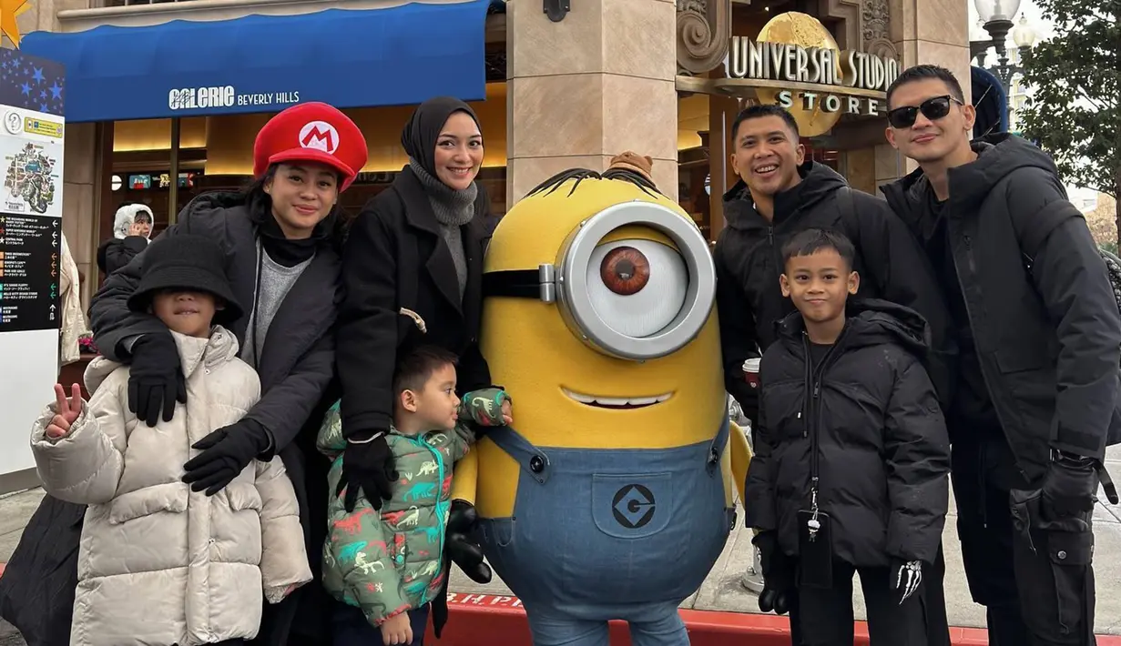 Potret Liburan Citra Kirana dan Rezky Adhitya ke Jepang, Main Bareng ...