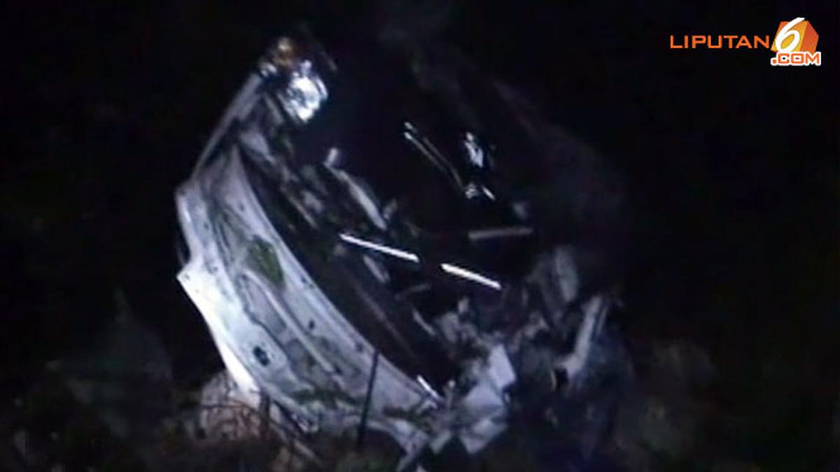Truk Tabrak Mobil Sayur, 4 Orang Tewas - News Liputan6.com