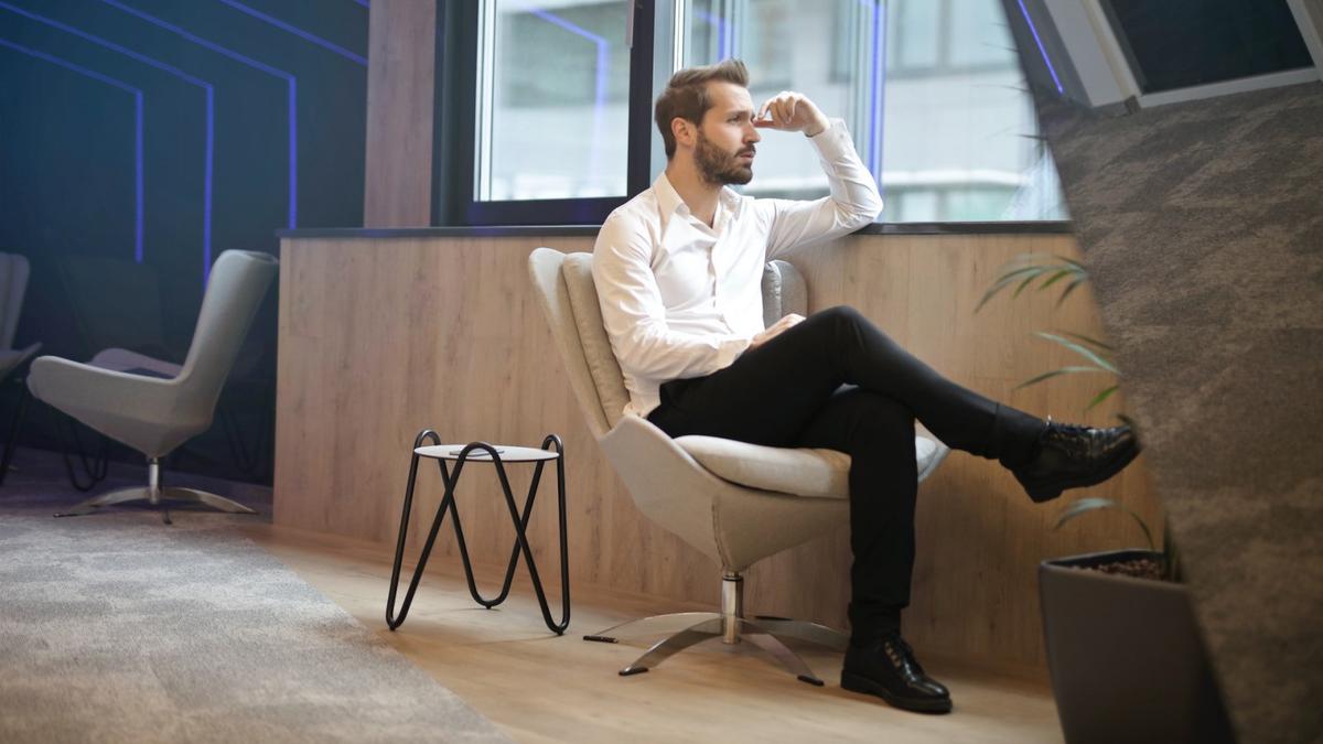 4 Jenis Kepribadian Introver yang Umum Ditemukan - Ragam Bola.com