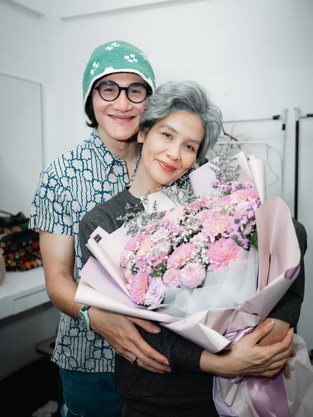 7 Potret Marsha Timothy Pentas Monolog, Bikin Panglin Pakai dengan ...