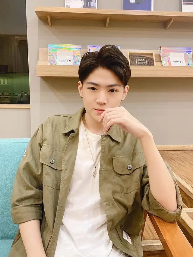 Karier DJ Calvin Lorenza Meroket karena Konten Random di TikTok, Punya ...