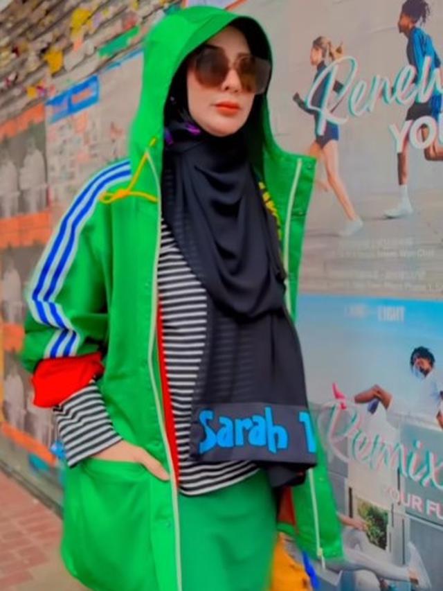 Dulu Jadi 'Inem Pelayan Sexy', Kini Sarah Vi Cantik Berhijab dan Sukses ...