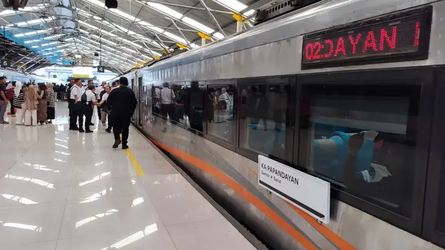 KAI Luncurkan 3 Kereta Api Baru, Tujuan Garut, Pangandaran, dan Malang - Bisnis Liputan6.com