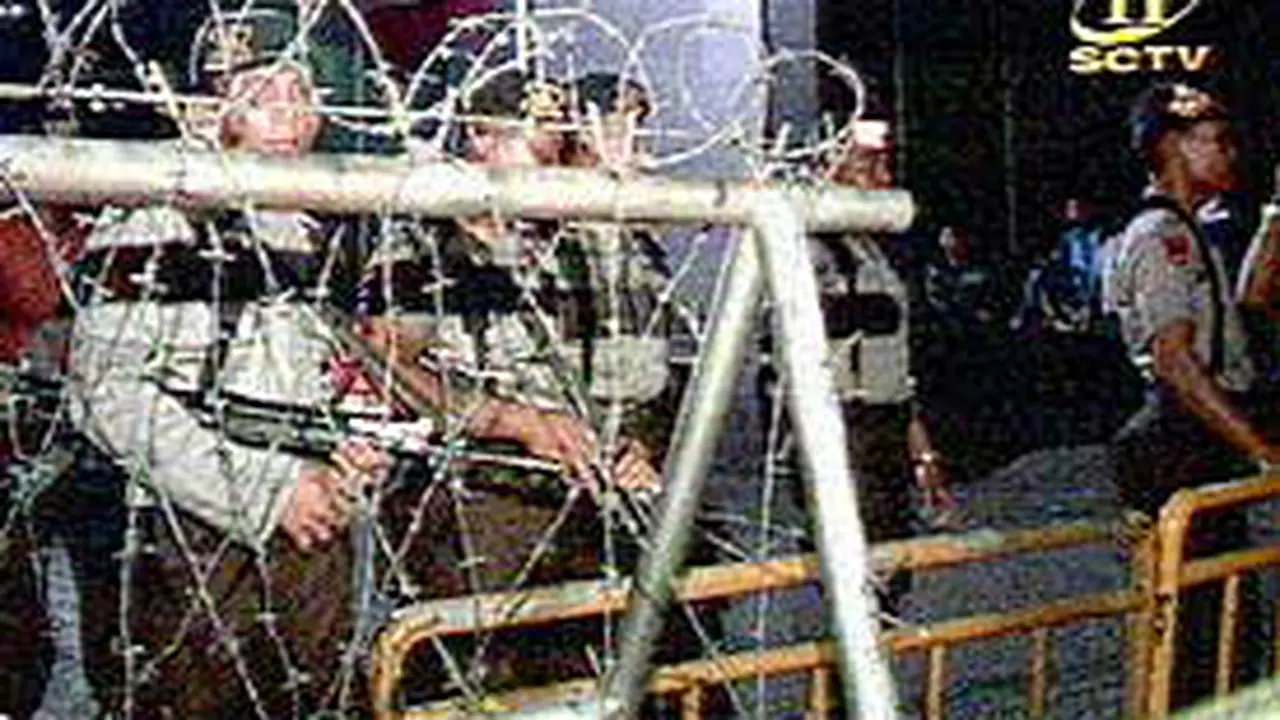 Bom Atrium Senen Menggunakan TNT - News Liputan6.com