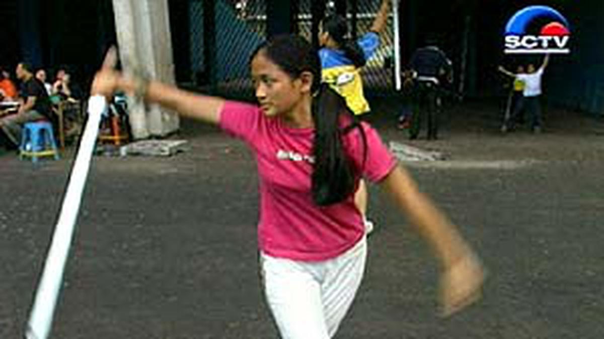 Shally Tria Ananda Delapan Tahun Belajar Wushu - ShowBiz Liputan6.com