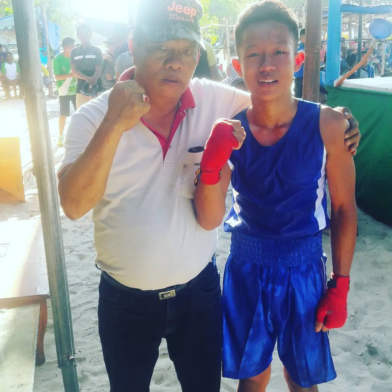 6 Potret Paris Pernandes, Sosok yang Viralkan Salam dari Binjai - Hot ...