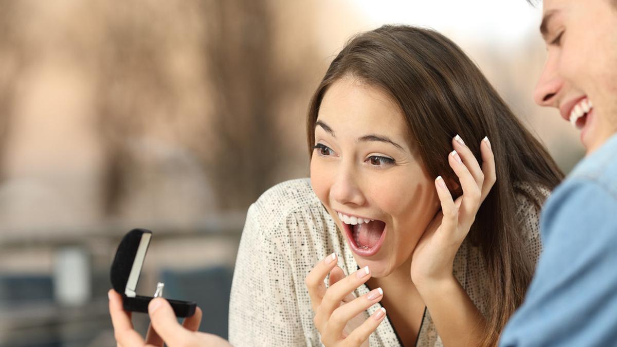 3 Tips Memberi Kado Spesial untuk Dia yang Tersayang