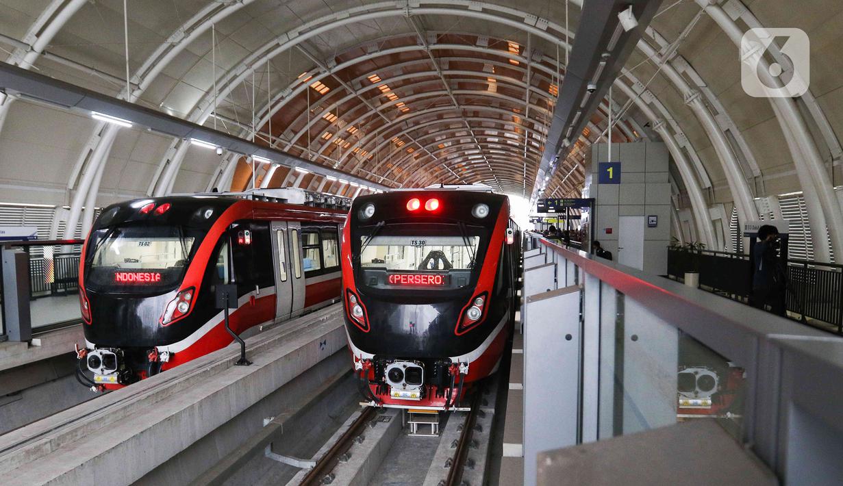 Mencoba Uji Rangkaian Kereta LRT Jabodebek Jelang Pengoperasìan Terbatas