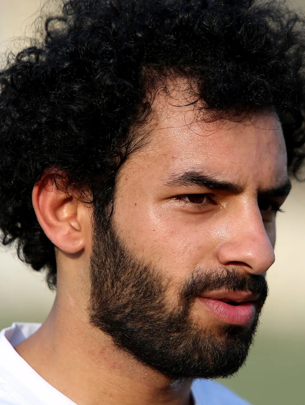 FOTO: Mengenal Hussein Ali, Pesepak Bola Irak yang Mirip Mohamed Salah - Foto Liputan6.com