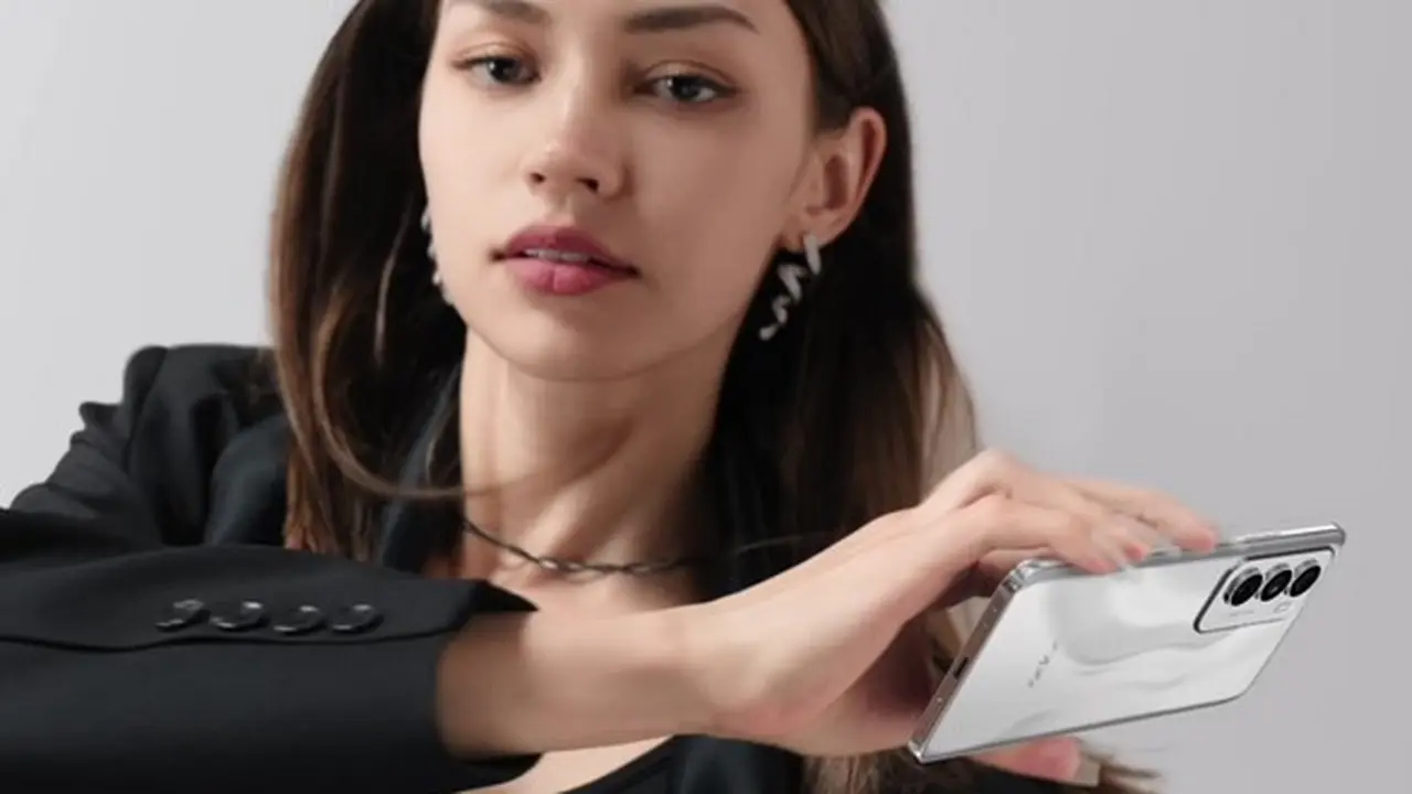 Harga OPPO Reno 12 5G dan 12 Pro 5G Update Mei 2025, Cek Sebelum Beli