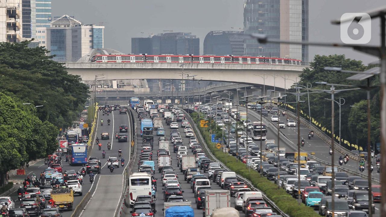 Kualitas Udara Jakarta Hari Ini Tak Sehat bagi Kelompok Sensitif, Warga ...