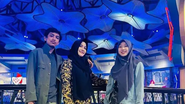 Dulu Jadi Bintang Iklan dan Pesinetron Terkenal, Ini Potret Anyar Cheche Kirani Sekarang ...