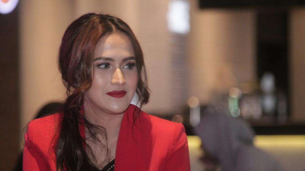 Defwita Zumara Selalu Total saat Main Film Horor