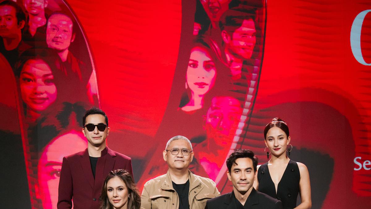 Usai Wulan Guritno, Darius Sinathrya Terlibat Open Bo Lagi Dengan Naomi ...