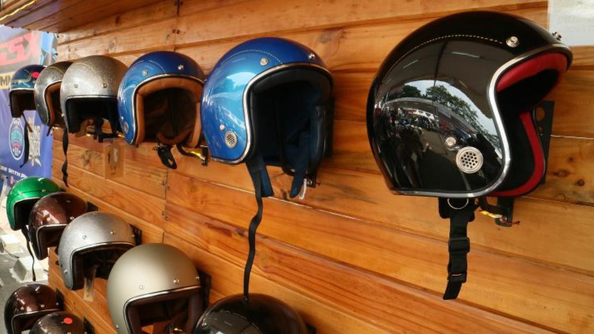 Mengenal Ragam Jenis Sistem Pengunci Helm