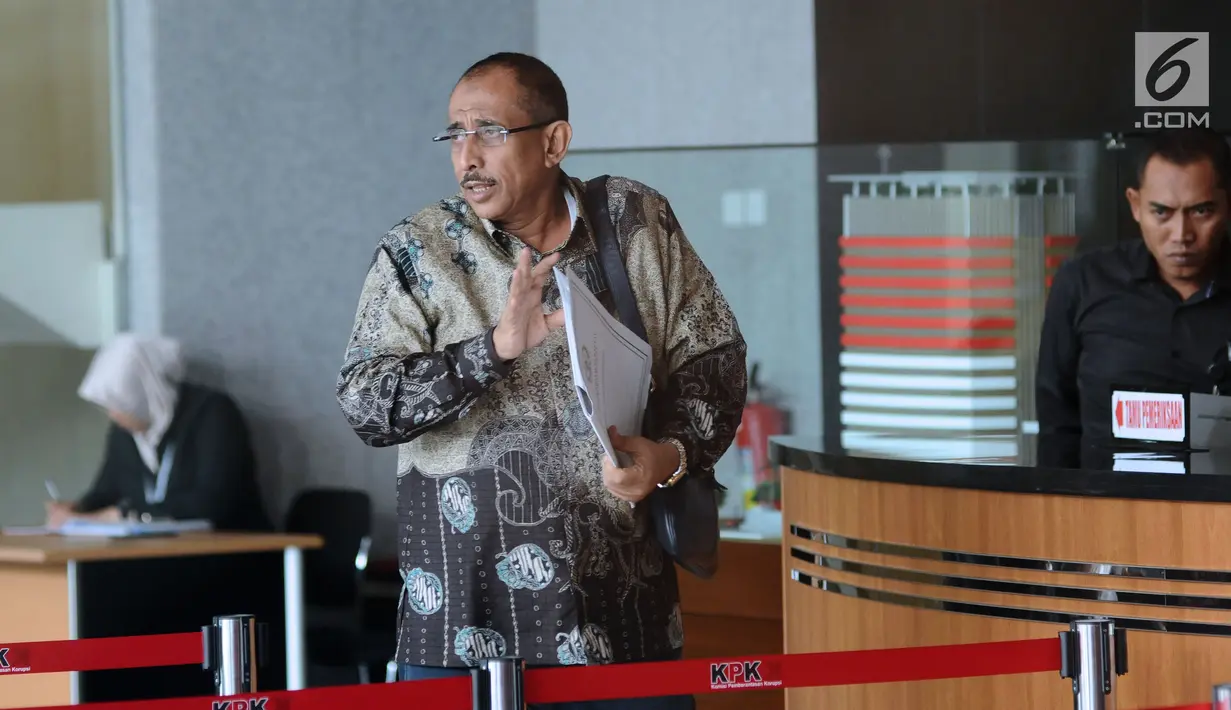 FOTO: Kasus E-KTP, Mantan Anggota DPR Diperiksa KPK - Foto Liputan6.com