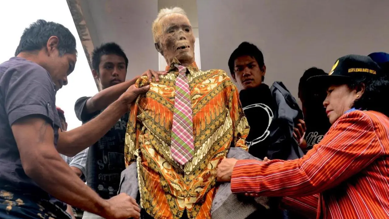 Tradisi Mayat Berjalan di Tana Toraja - Lifestyle Liputan6.com