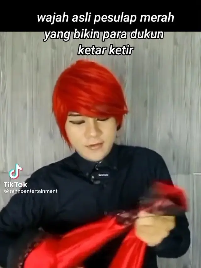 7 Potret Penampilan Asli Pesulap Merah, Disebut Ganteng ala Wibu - Hot ...
