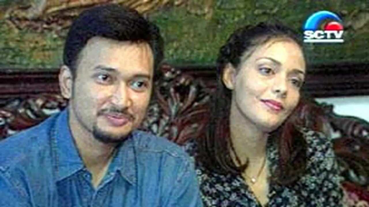 Rumah Tangga Lula Kamal Sudah Lama Bermasalah - ShowBiz Liputan6.com