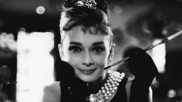 10 Fakta Rahasia yang Tidak Anda Ketahui Tentang Audrey Hepburn ...