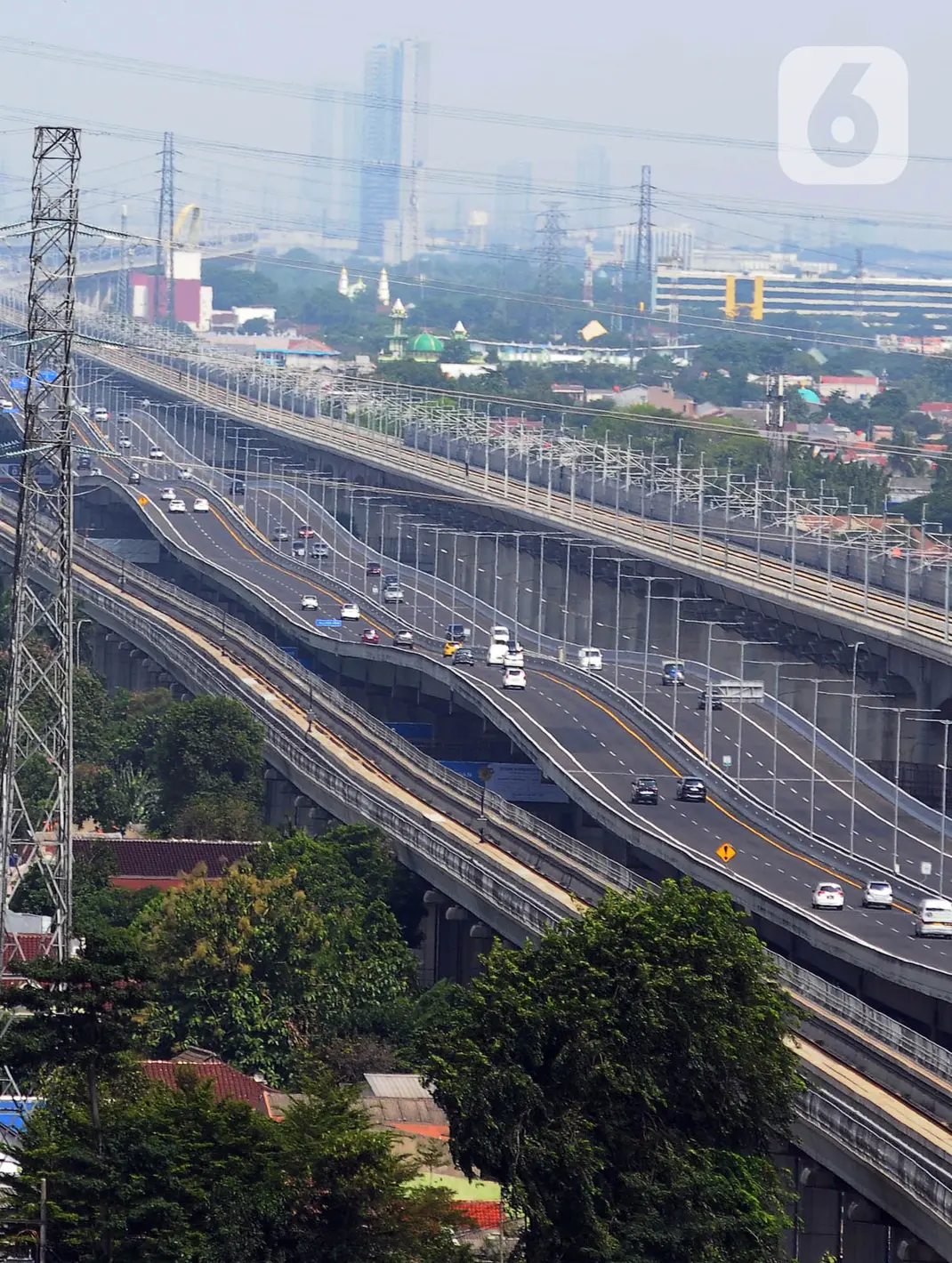 Dalam Waktu Dekat, Tarif Tol Jakarta-Cikampek dan Jalan Layang MBZ Bakal Naik - Foto Liputan6.com