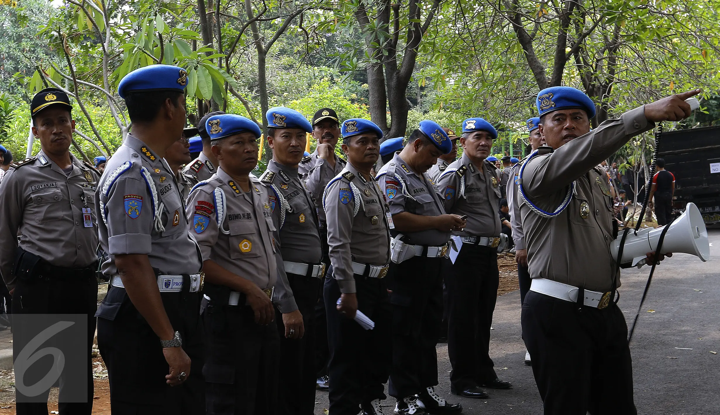 Rumah Dinas Perwira Tinggi Polri Ditertibkan - Foto Liputan6.com