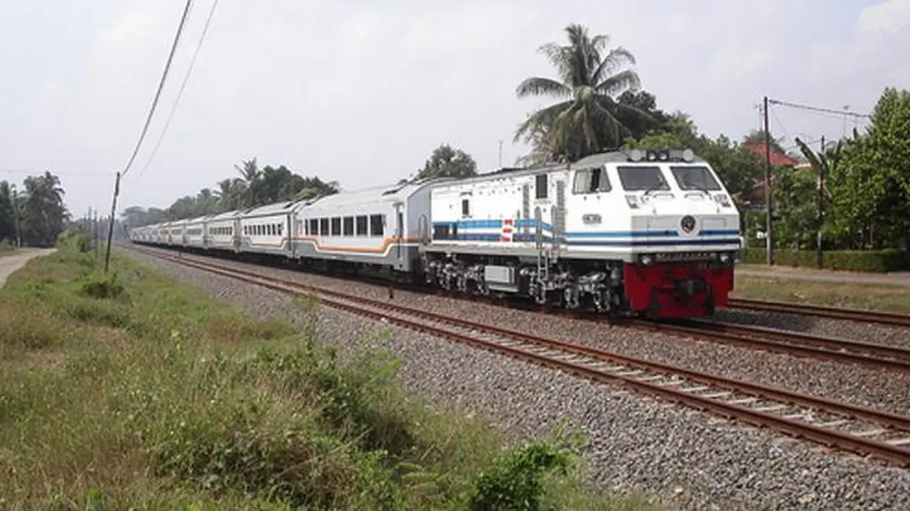 Ini Keunggulan dan Kelemahan Angkutan Kereta Api - Bisnis Liputan6.com