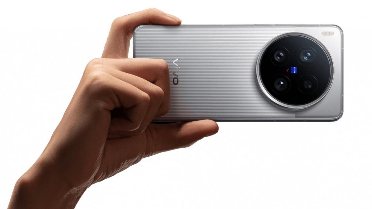 Vivo X200 Ultra Rilis dengan Kamera Periskop Telefoto 200MP, Cek ...