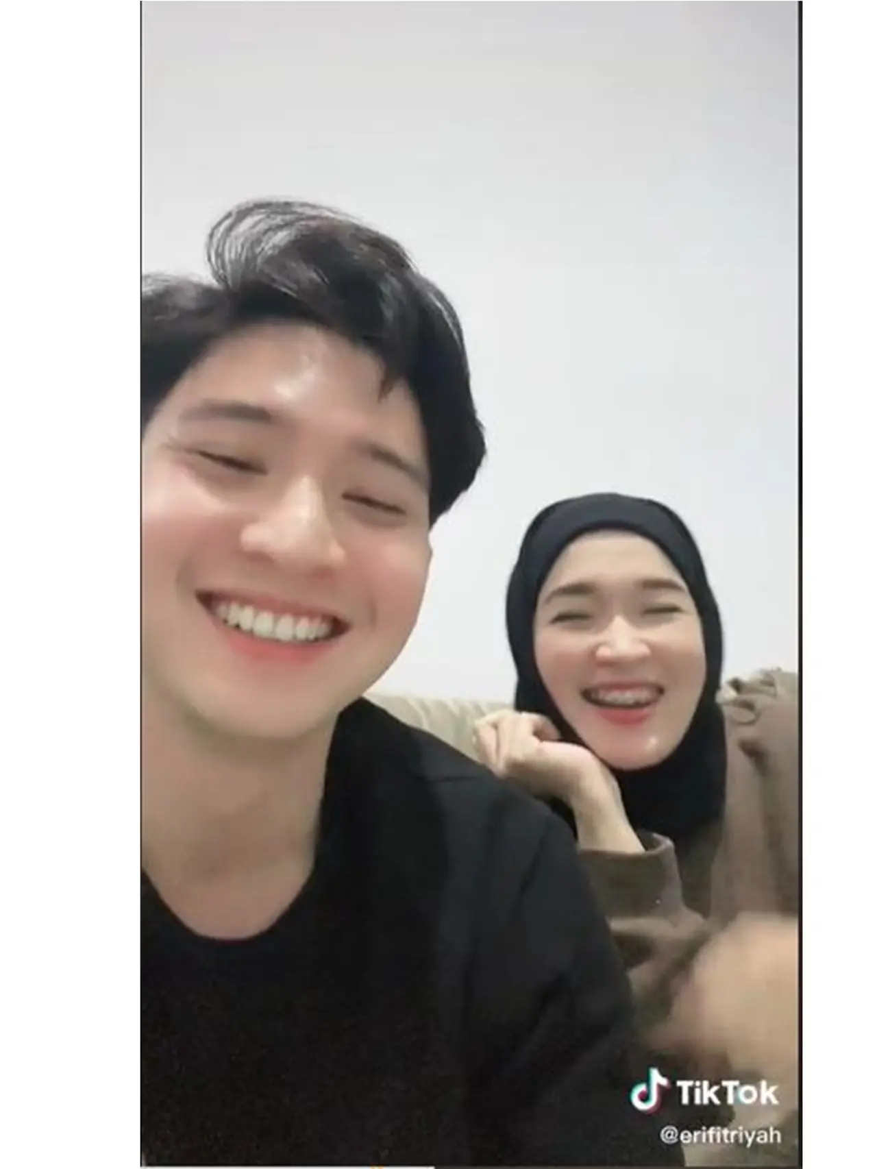 6 Potret Ririe Fairus Mantan Istri Ayus Sabyan Diduga Punya Pacar Baru, Pamer Kebersamaan - Hot ...