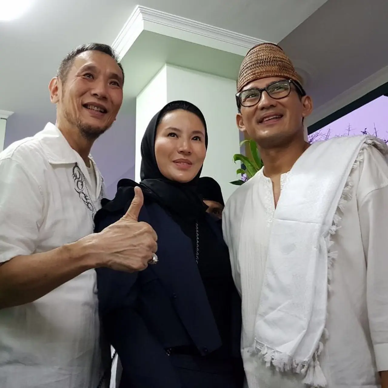 Bangun 1.000 Masjid Usai Mualaf, Ini 6 Potret Anak Jusuf Hamka Pakai ...