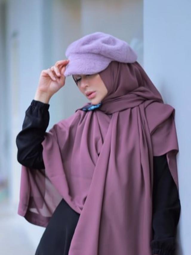 Dulu Jadi 'Inem Pelayan Sexy', Kini Sarah Vi Cantik Berhijab dan Sukses ...