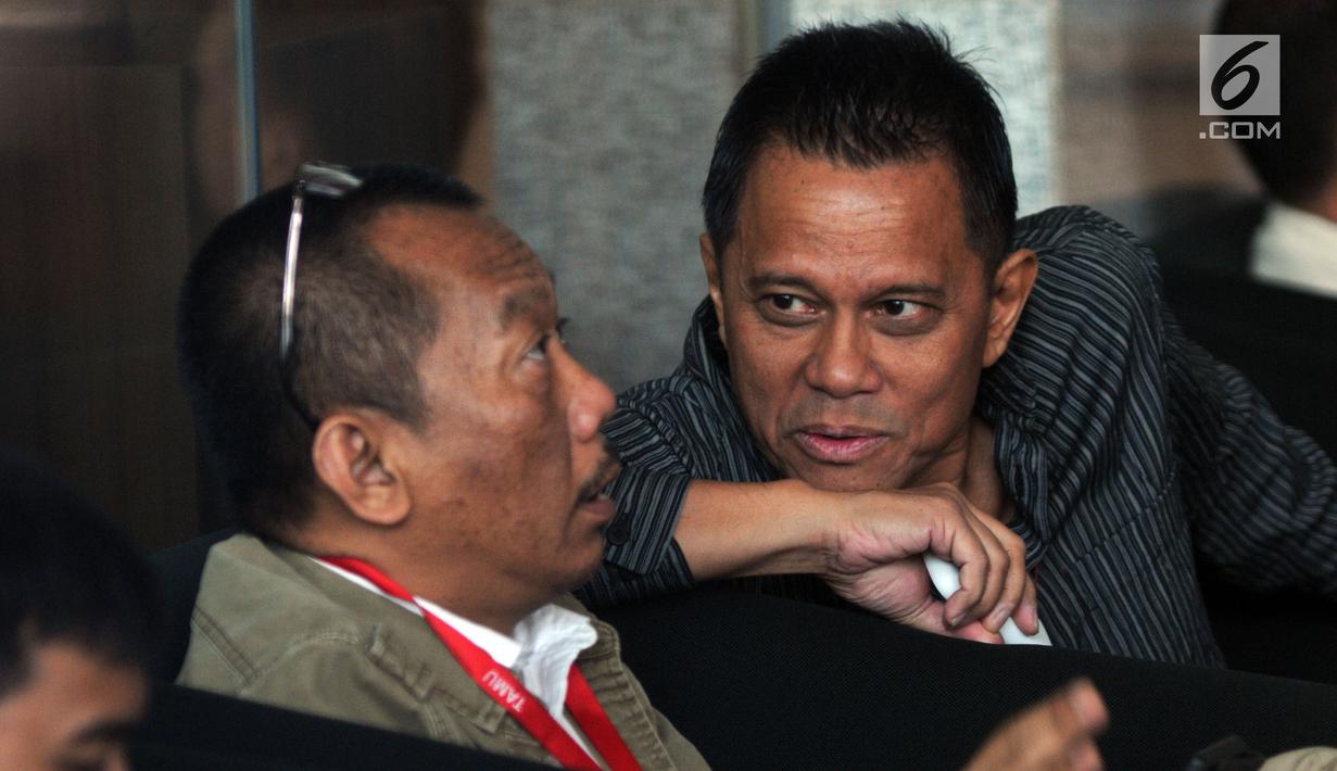 FOTO: KPK Periksa Tersangka Penyuap Emirsyah Satar - Foto Liputan6.com