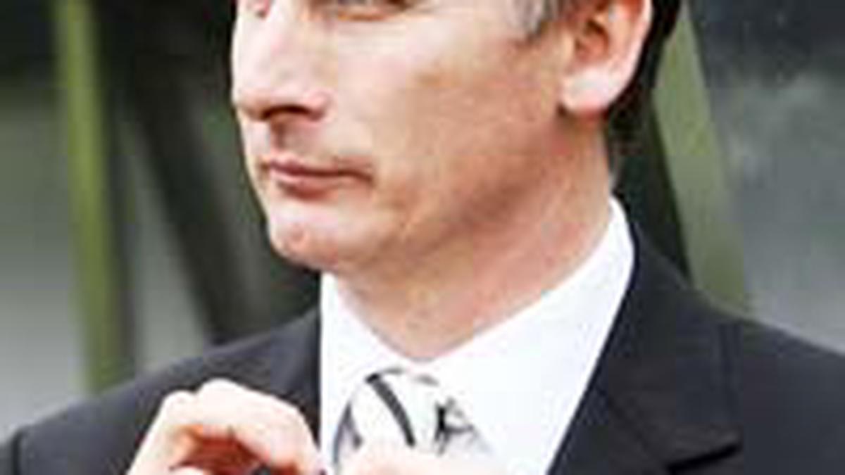 Roeder Benar-benar Pusing - Bola Liputan6.com