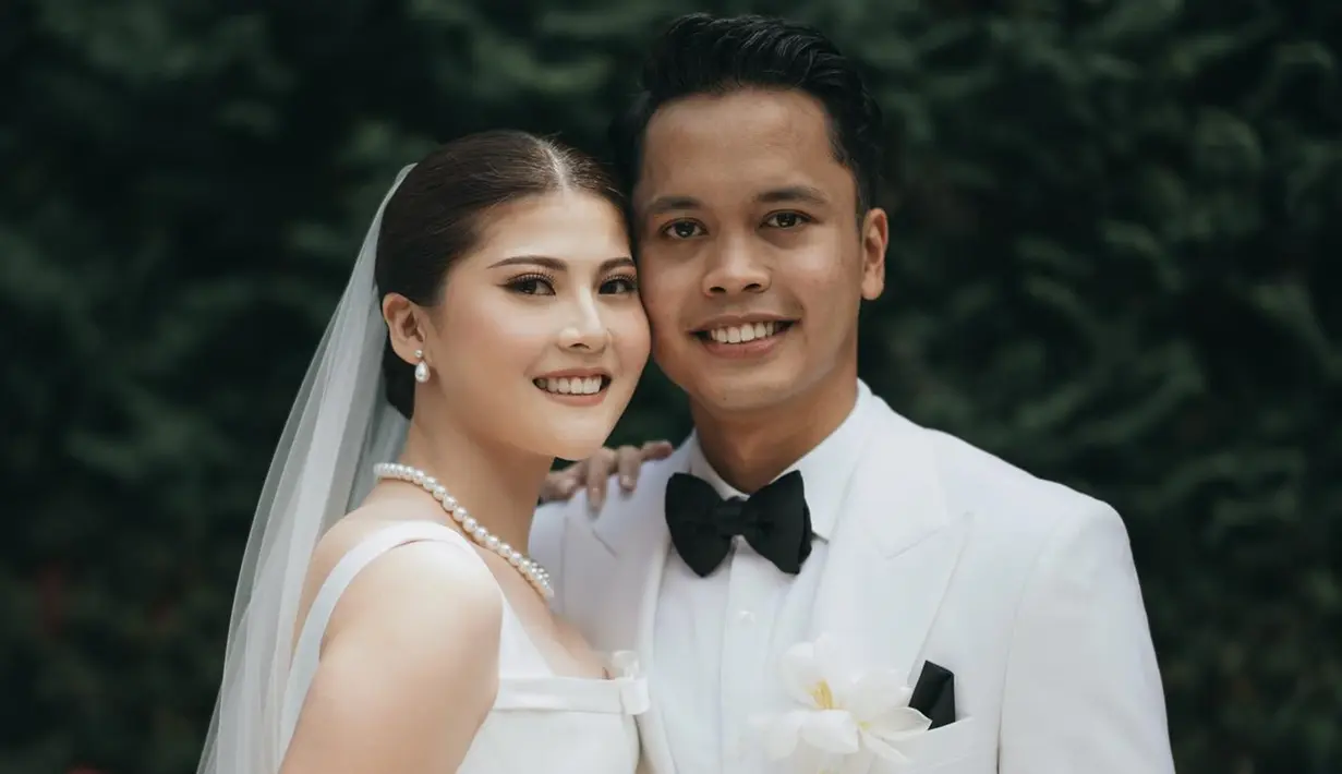 Potret Pernikahan Anthony Ginting dan Mitzi Abigail, Penuh dengan Kebahagiaan - Foto Liputan6.com