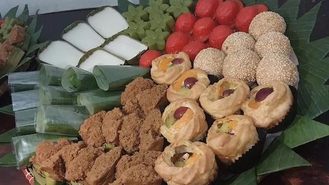 12 Rekomendasi Tempat Beli Kue Basah di Jakarta, dari Pasar Subuh ...